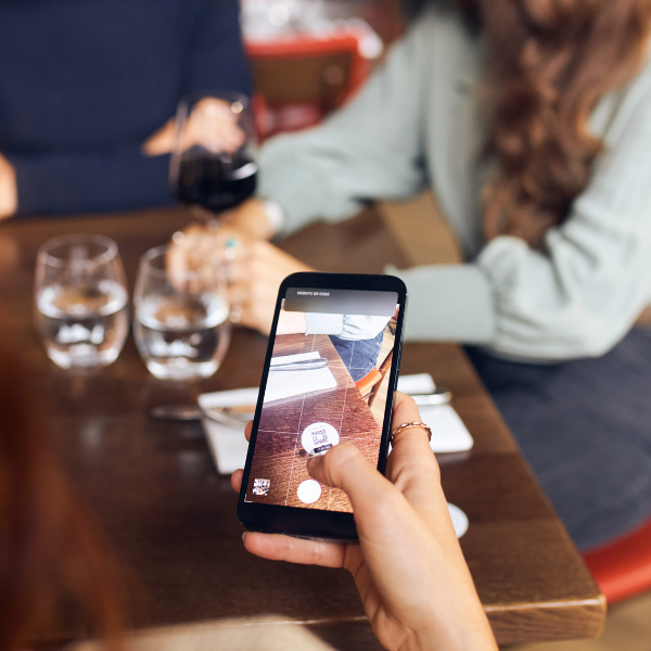 7 Reasons Why Restaurants Are Switching To QR Code Menus