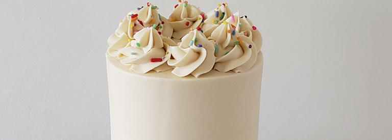 8 Types Of Cake Frostings
