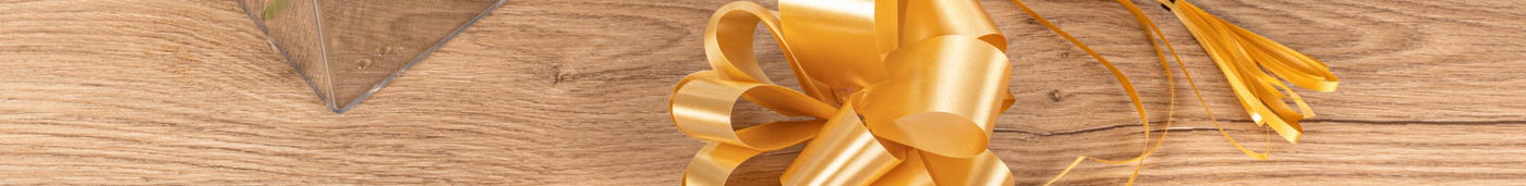How To Easily Use Satin Pull Bows For Gift Wrapping
