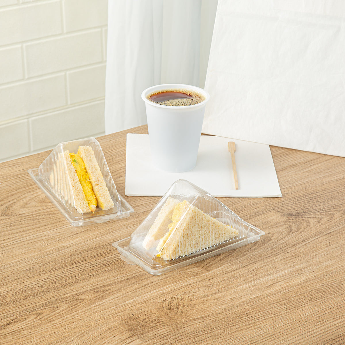 Thermo Tek 10 oz Triangle Clear Plastic Sandwich Container - with Lid ...