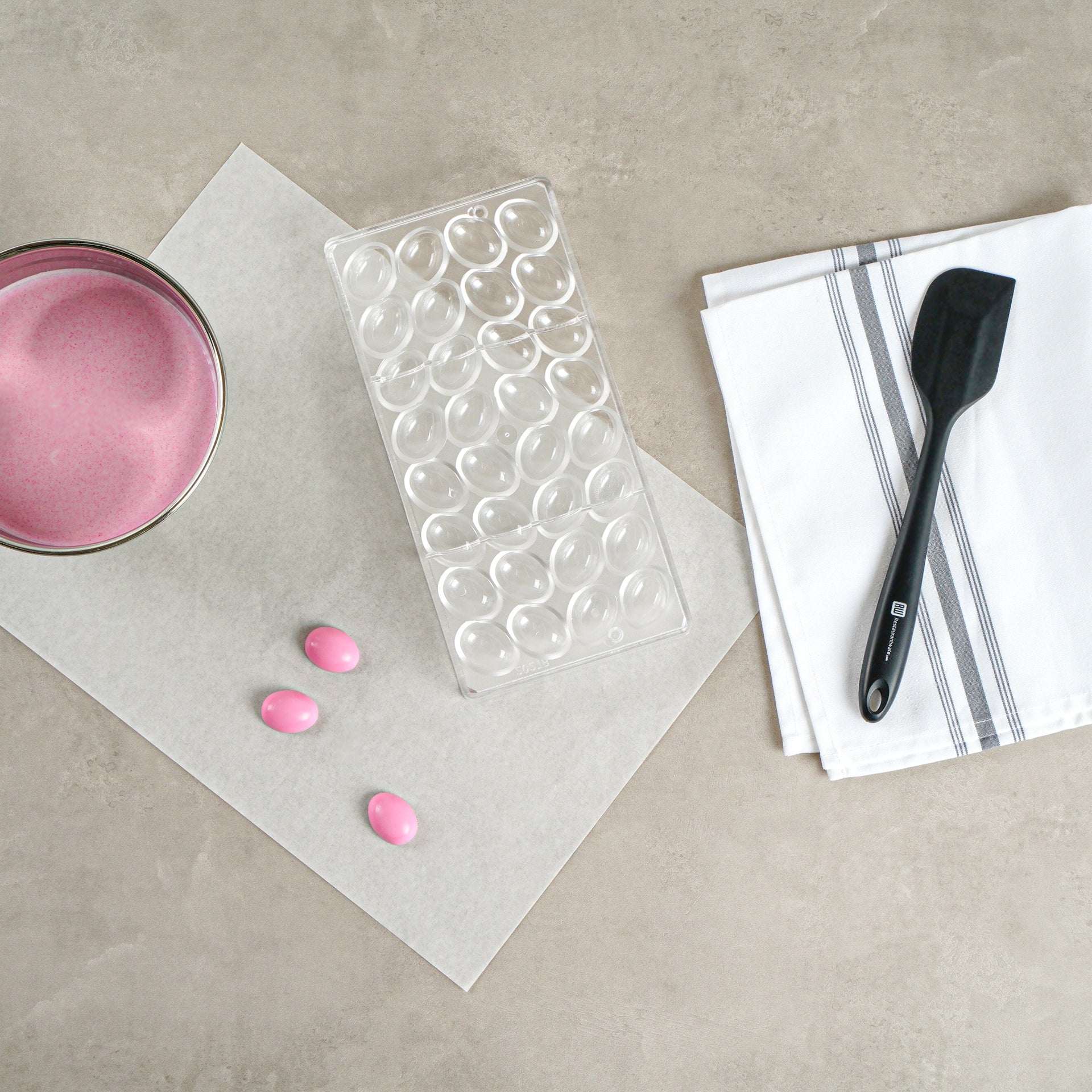 Pastry Tek Polycarbonate Egg Candy / Chocolate Mold - 32-Compartment ...