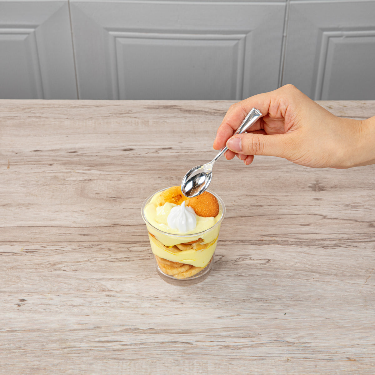 Mini Serve 6 oz Round Clear Plastic Dessert Cup - 3'' x 3'' x 2 3/4 ...