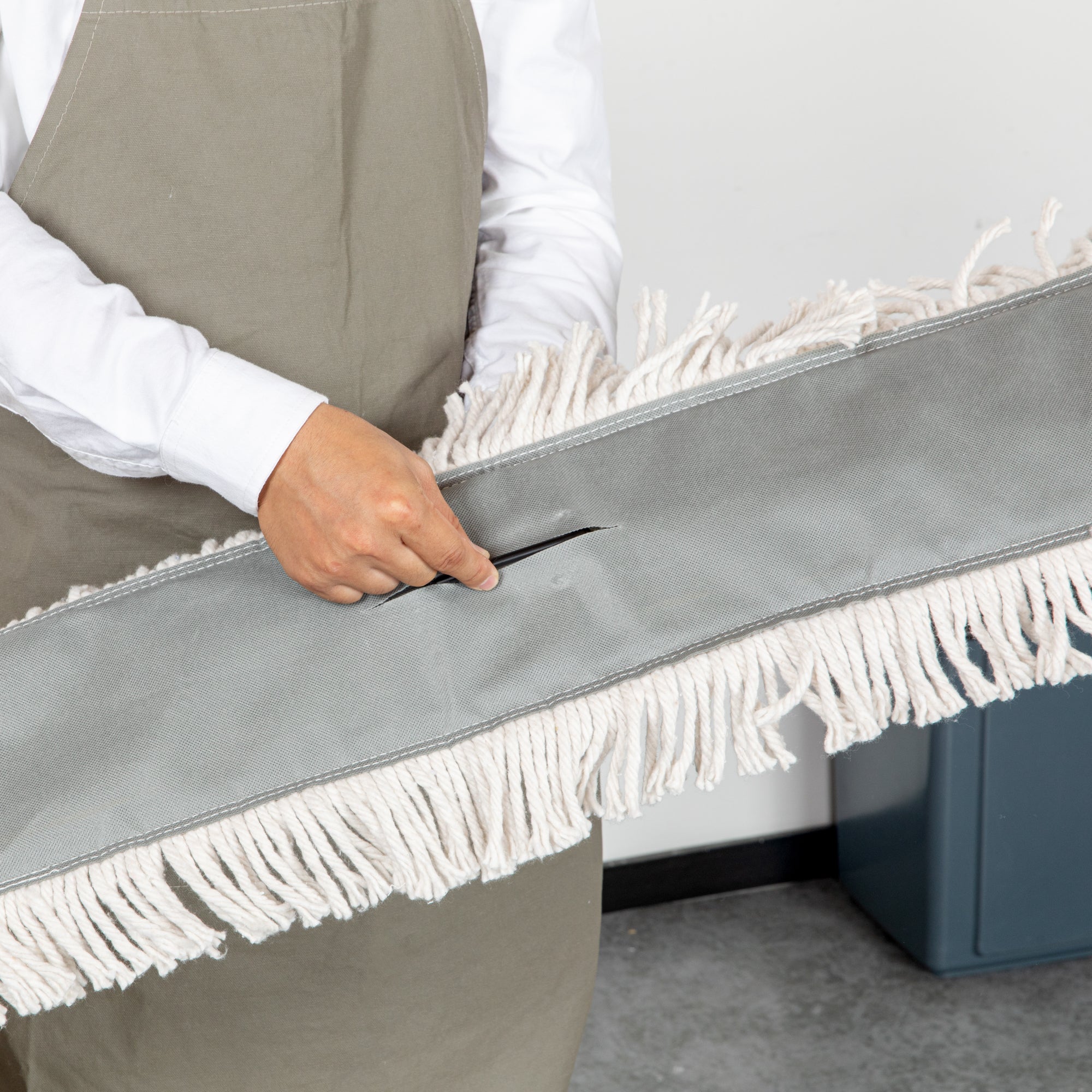 Clean Tek Professional Wire Swivel Snap Mop Frame - 59 3/4" x 5" - 1 ...